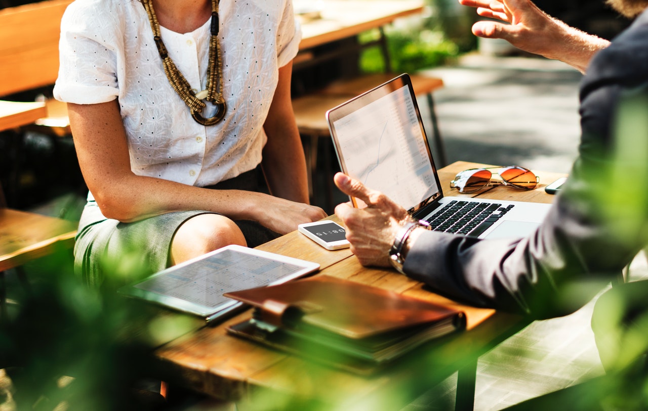 6 Steps To Resolve Workplace Conflict Successfully - Mark Holmes Group